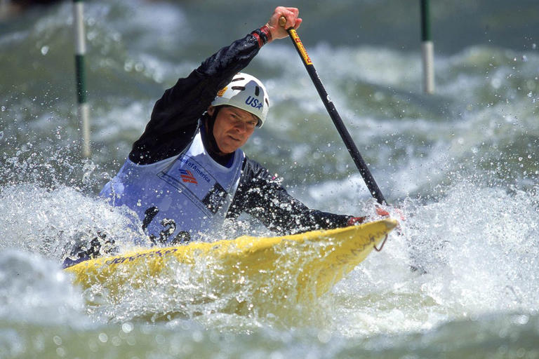 Former Olympian David Hearn arrested for touching the Reflecting Pool ...