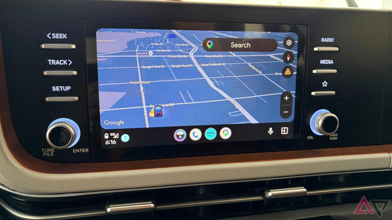 I installed 10 Android Auto apps for a long road trip, but only 4 were ...