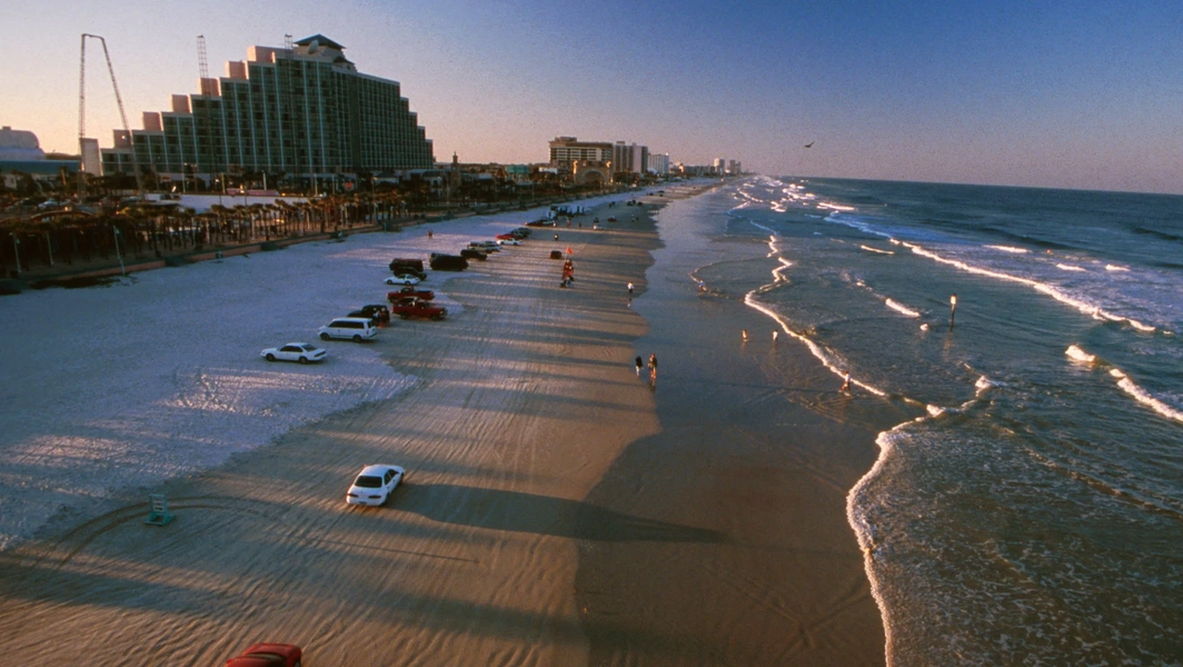 Southern beach towns and budget coasts top retirement lists
