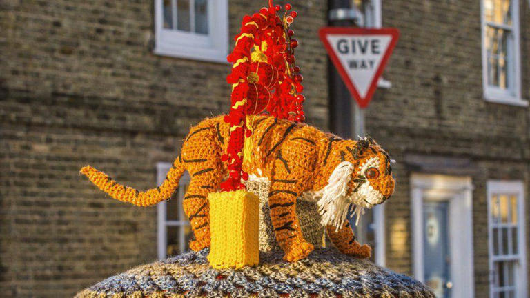 Yarn bomber winds up wool after five years