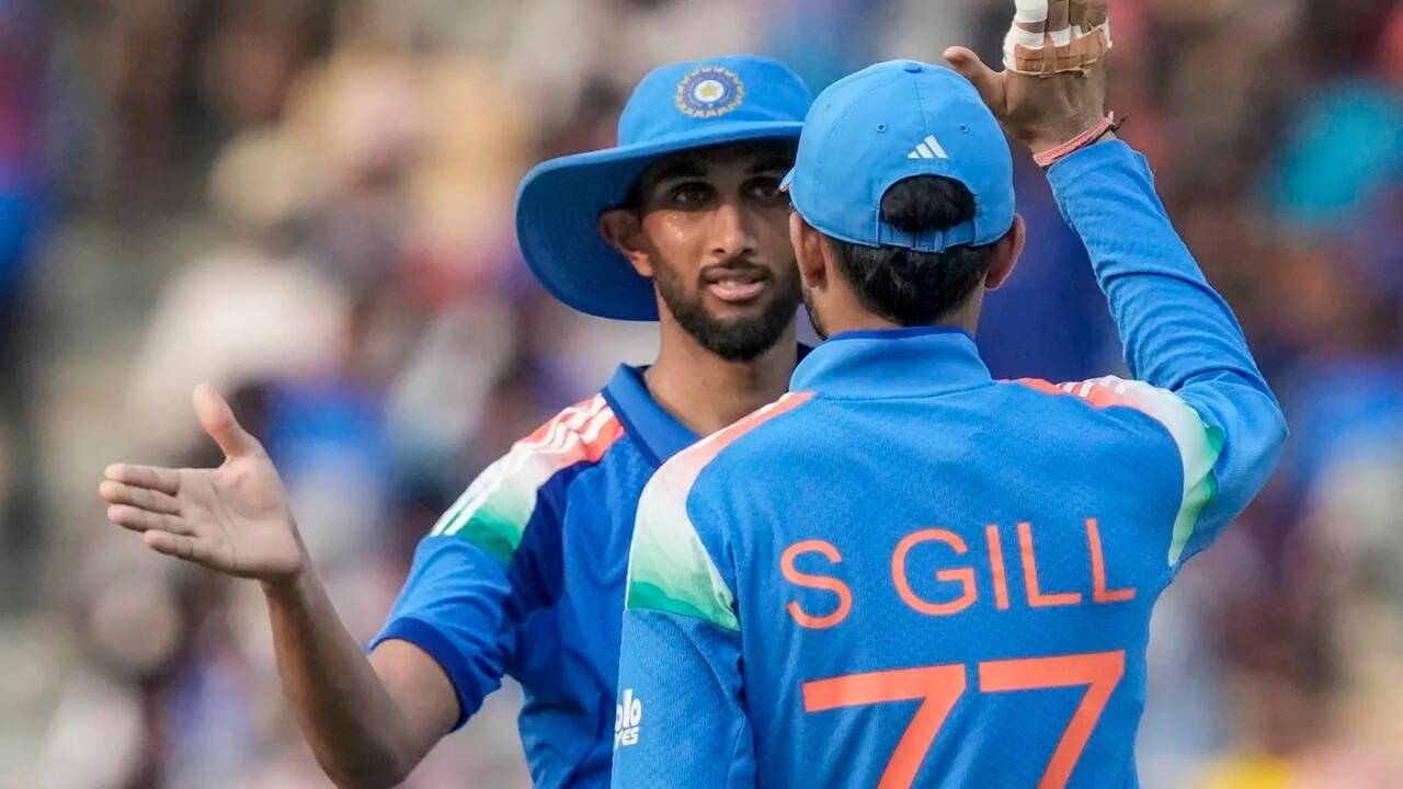 Who will take wickets in middle overs? Shubman Gill pins hope on tall ...