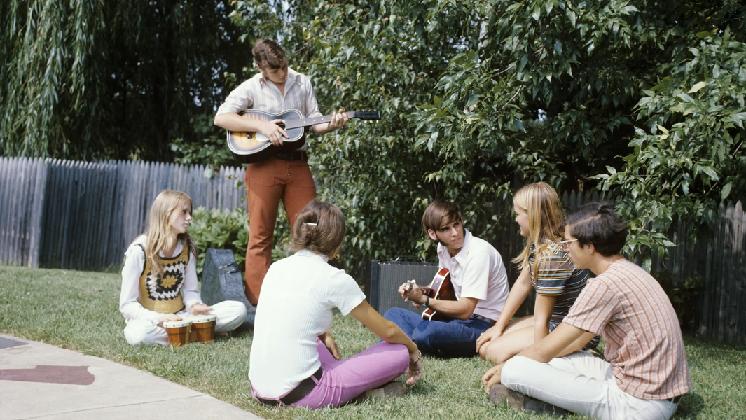 16 defining experiences of growing up in the 1960s