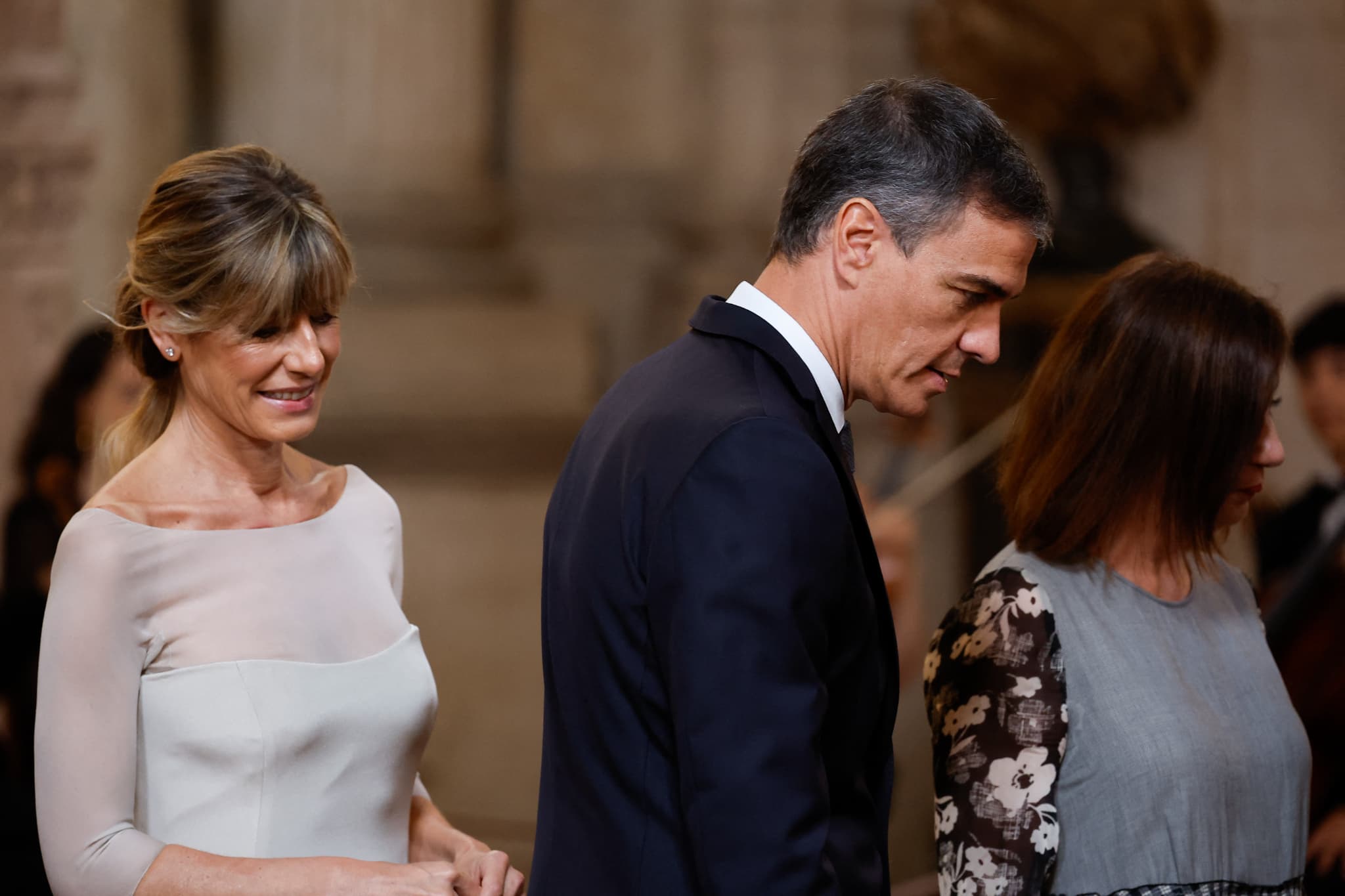 Un tribunal espagnol interdit à l'épouse du Premier ministre Pedro ...
