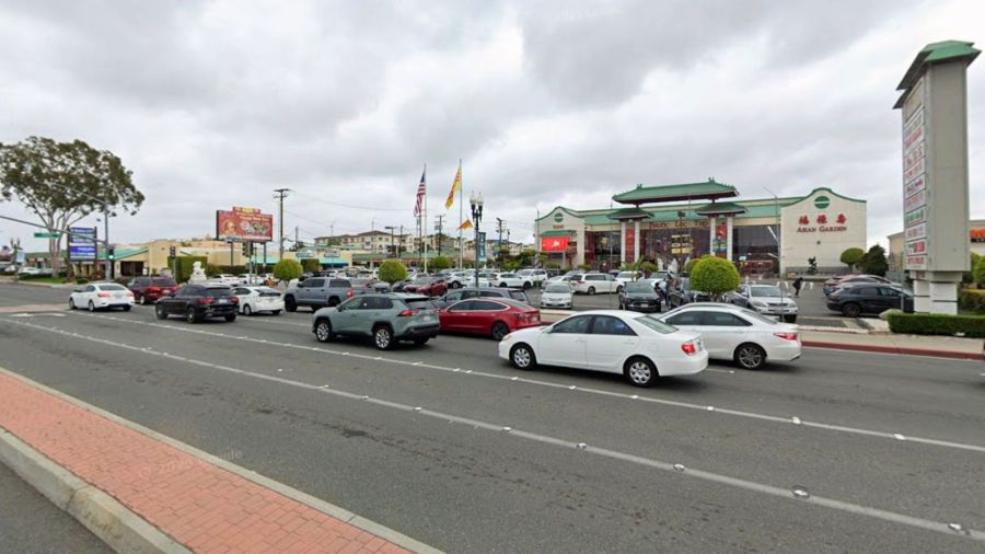 Man violently assaulted before being killed by 2 hit-and-run drivers in ...