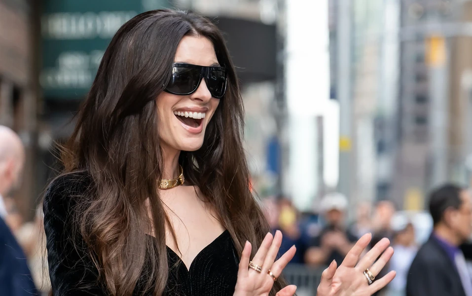 Anne Hathaway confirms third pregnancy after viral beach photos