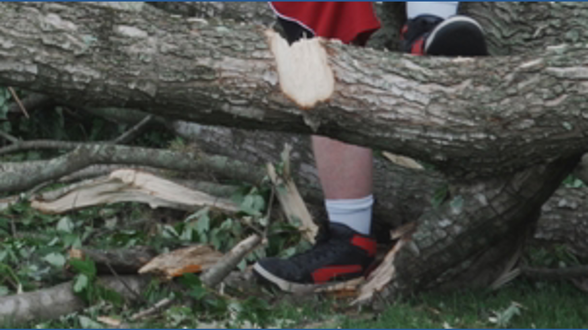 E-2 tornado cleanup in Kent, Indiana