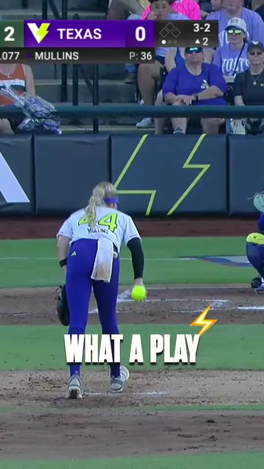 Razzle dazzle in the field ⚡️ What a play by Michaela! | Razzle dazzle