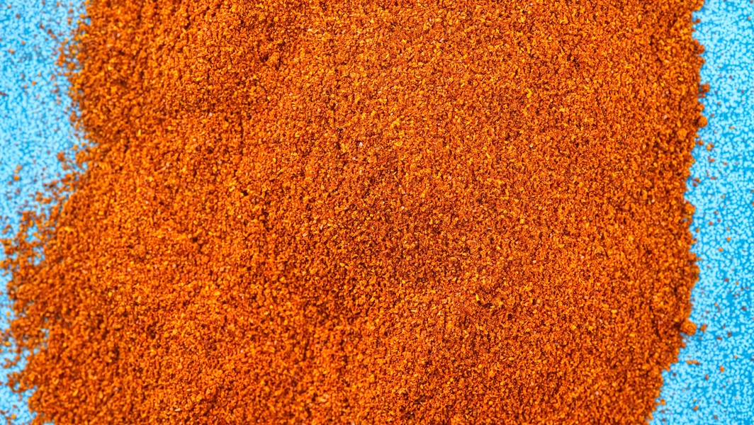 15 natural scents that repel chipmunks and squirrels