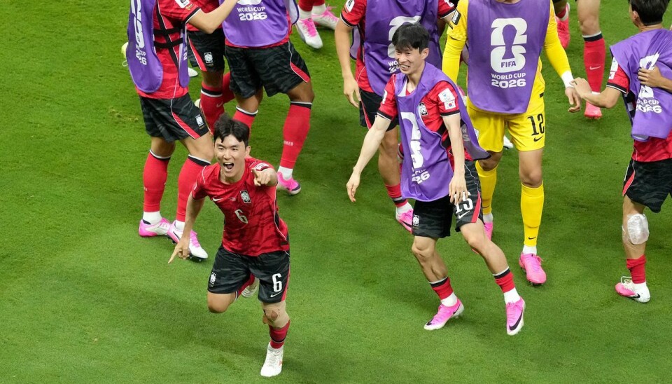 Korea remains highly likely to reach World Cup round of 32 despite loss ...