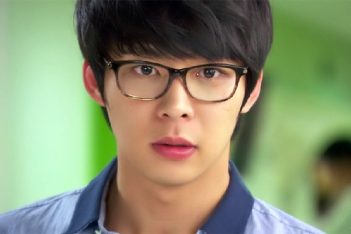Park Yoo Chun, TOP và Choi Jong Hoon hứng chỉ trích vì rút lại tuyên bố ...