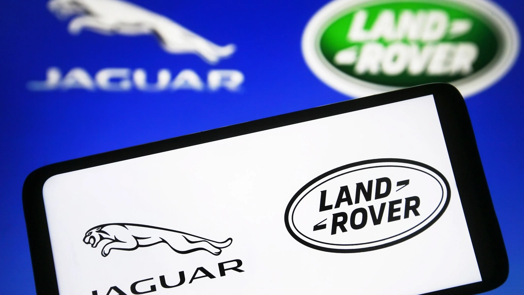 JLR pivots to hybrid Defender in £18bn multi-energy plan