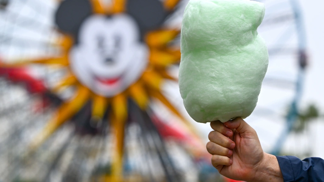 5 classic Disneyland snacks to savor