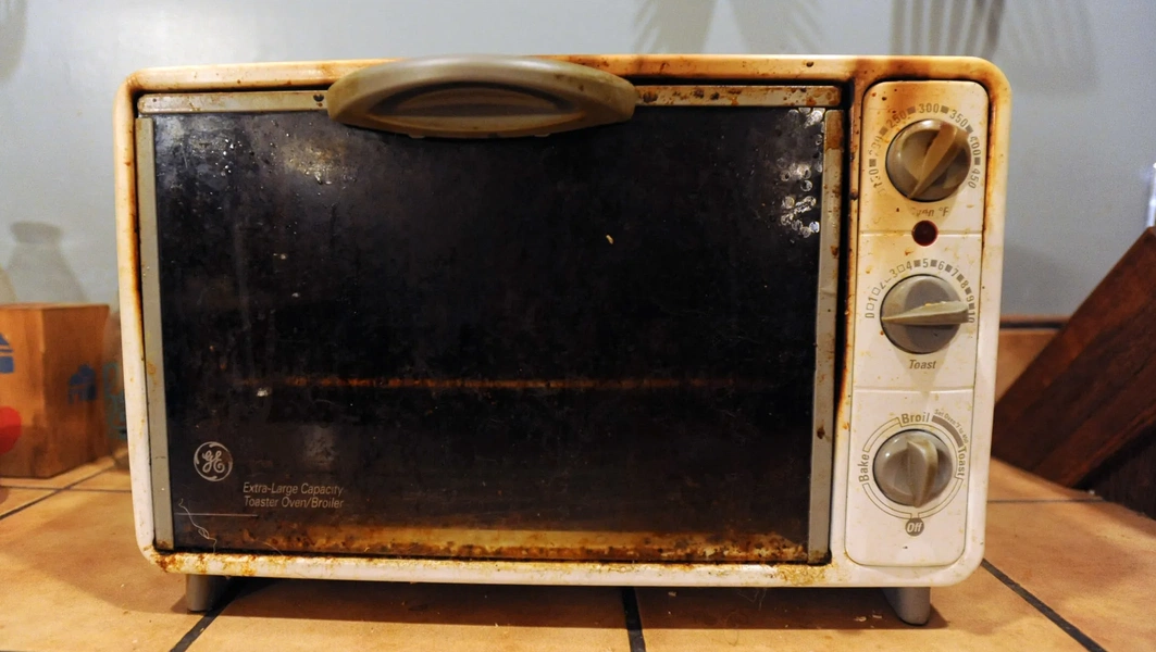 6 common toaster oven mistakes to avoid