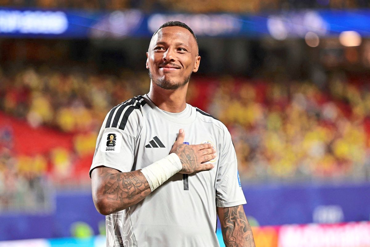 Neuer-Trikot, Messi-Trikot und die geküsste Königin: Jubel um Curaçao ...