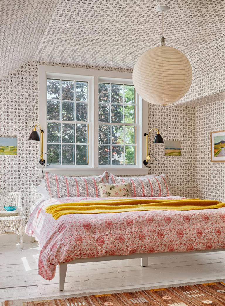The one lighting trick that instantly makes your small bedroom feel bigger