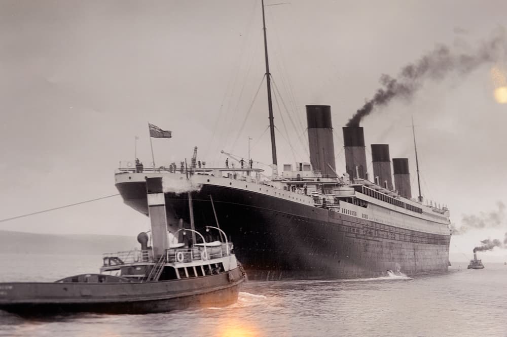 Take a glimpse at these harrowing photos from the Titanic