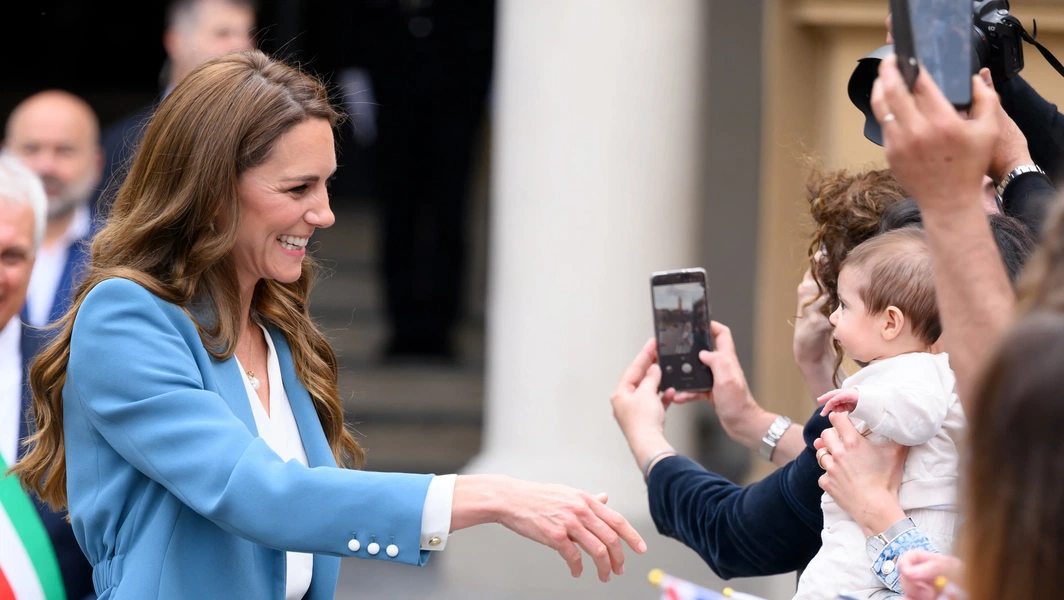 Princess Kate urges ‘prioritise love’ in digital age plea
