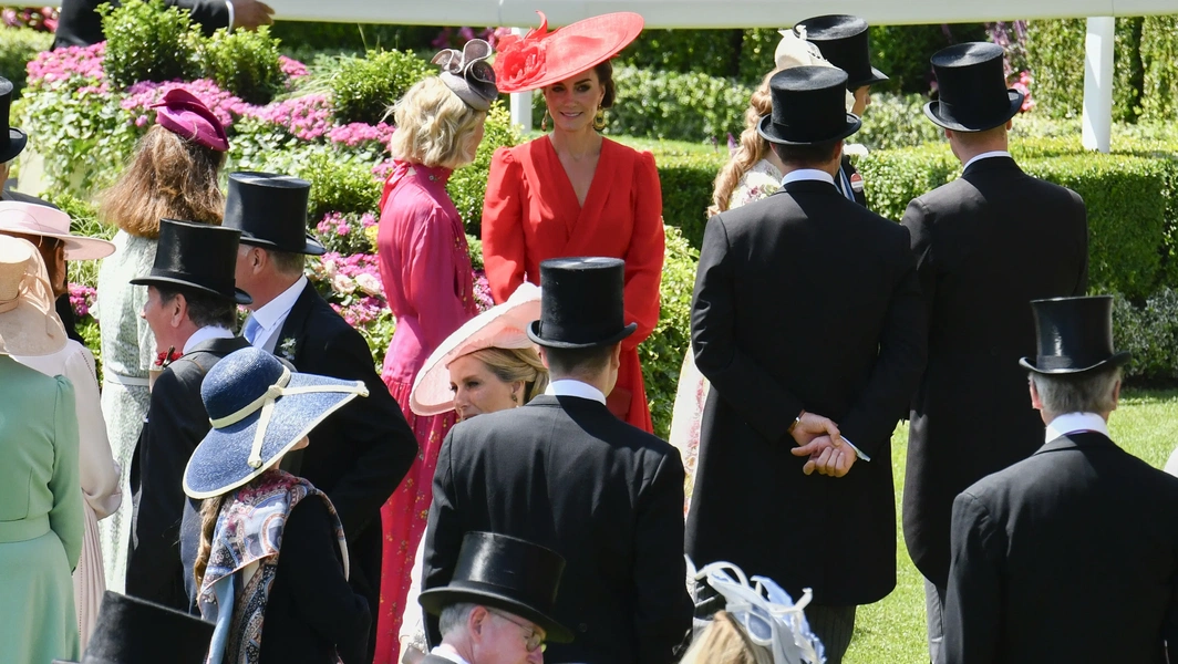 6 iconic Royal Ascot fashion moments