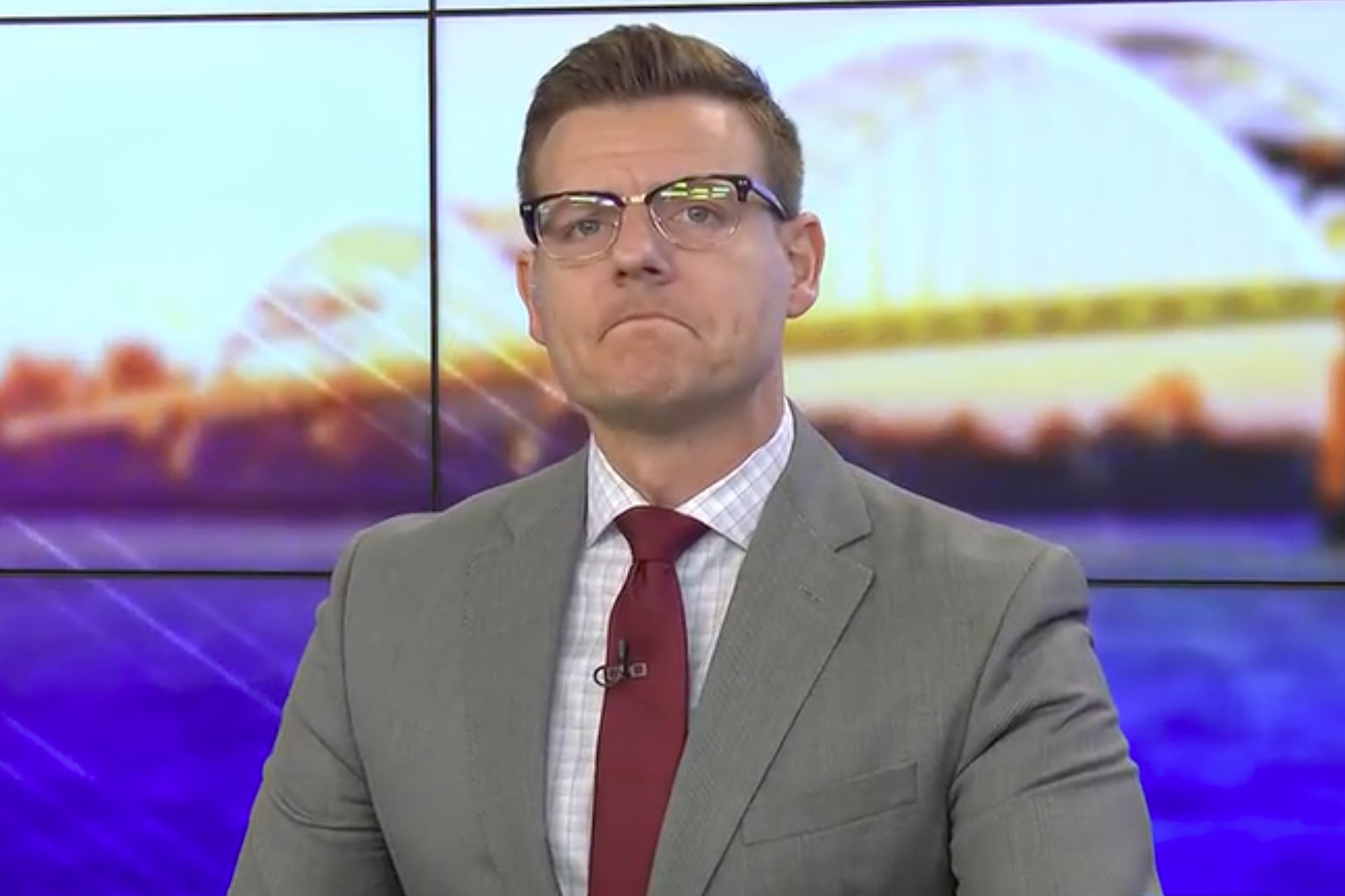 Iowa TV anchor gets choked up as he quits job and journalism — and ...