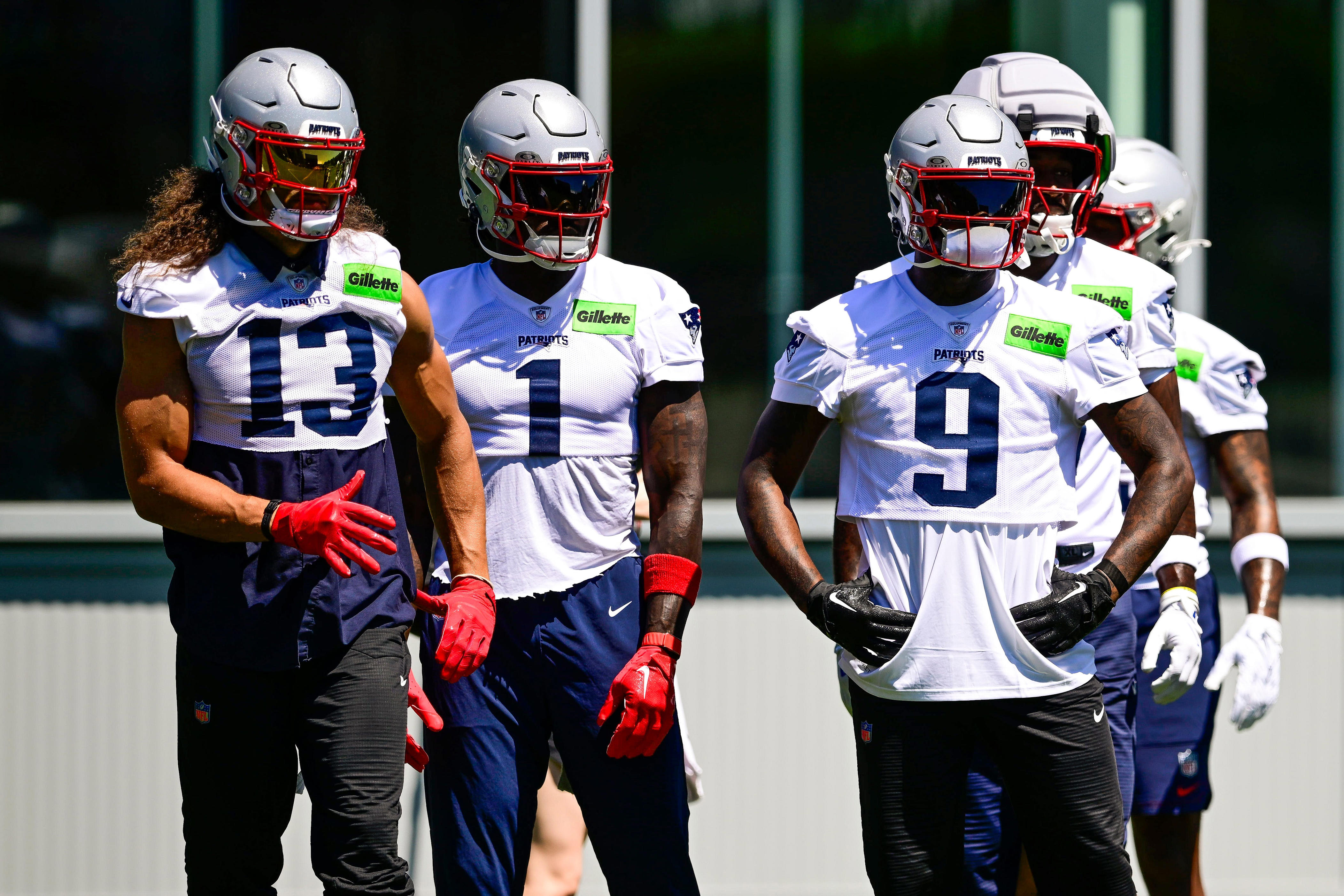 Patriots legend not ruling out team taking unexpected route at WR