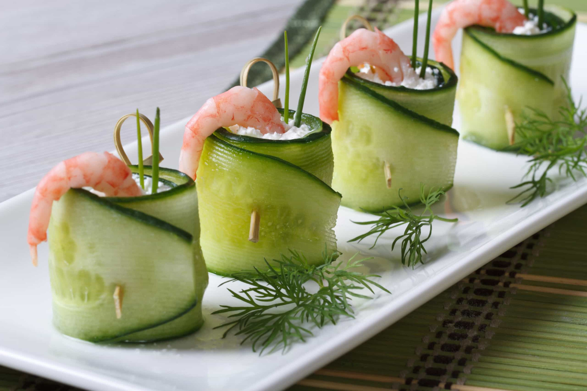Sommer mit Gurke: Erfrischende Rezepte für heiße Tage