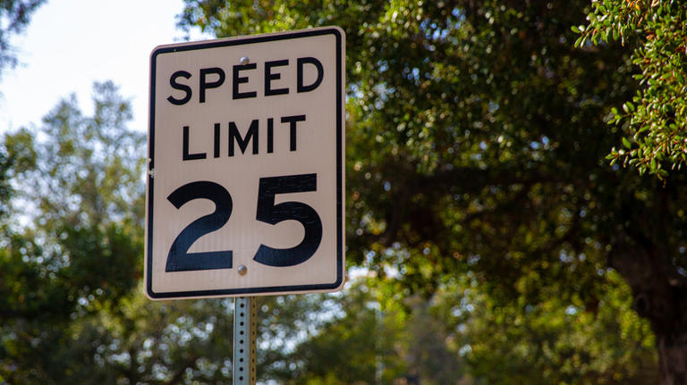 Is it illegal to put up your own speed limit signs?