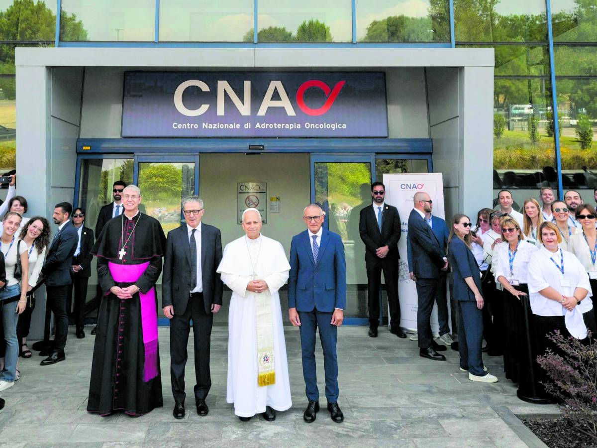 Il papa nel segno di Agostino. "No alle logiche di dominio"