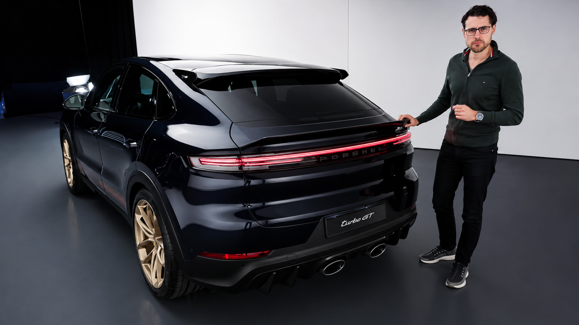 Design and modern features make the Porsche Cayenne even more appealing