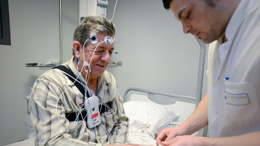 Hidden cognitive and physical signs of sleep apnea