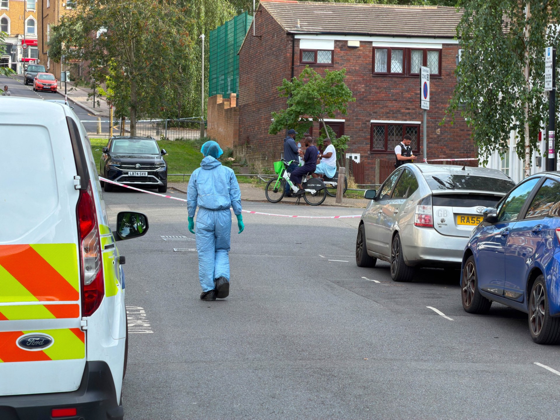 Teen stabbed to death in Battersea named by police after young boy, 14 ...
