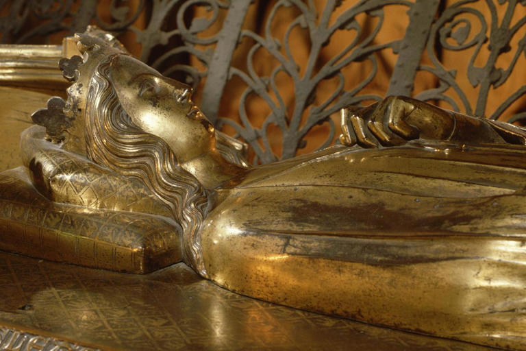 Secrets of Lincoln Castle, from royal love story to grisly deaths