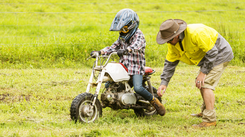 4 kid-sized motorcycles available from major retailers even toddlers ...