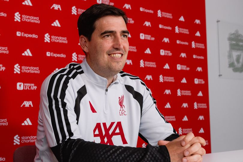 Harvey Elliott shows true colours as Andoni Iraola opens door for ...