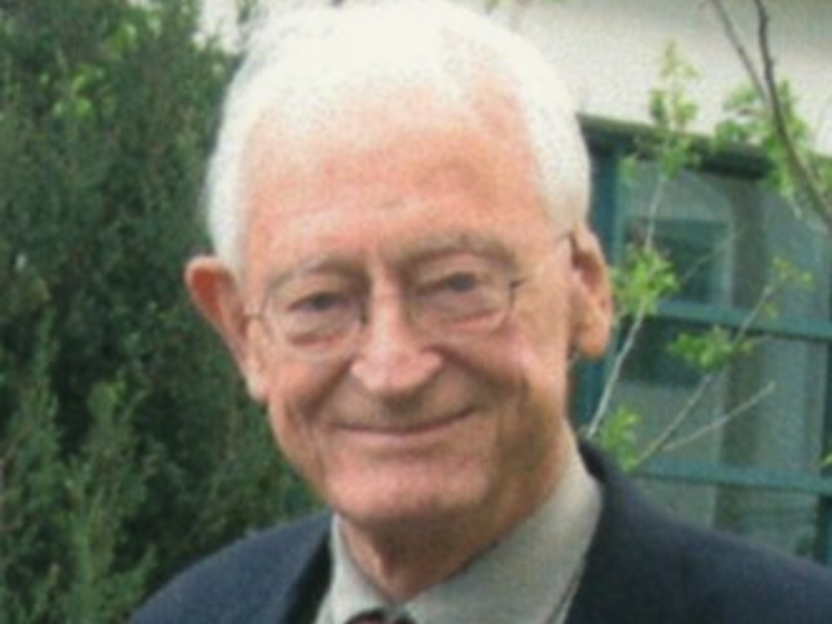 In 1970, chemist Alan MacDiarmid heated a plastic film and unexpectedly ...