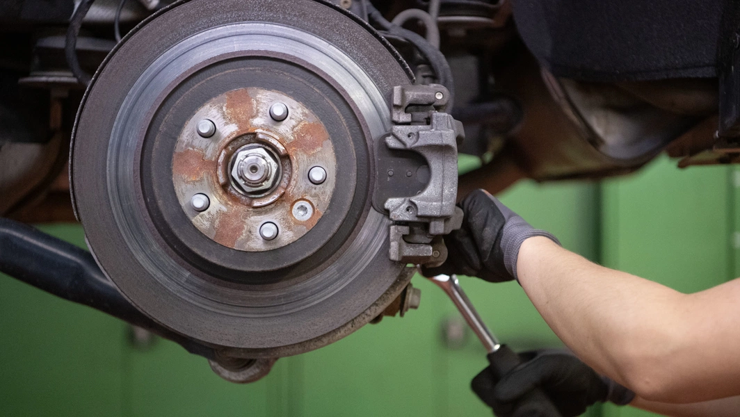 20 expensive car repairs caused by cost-cutting mistakes