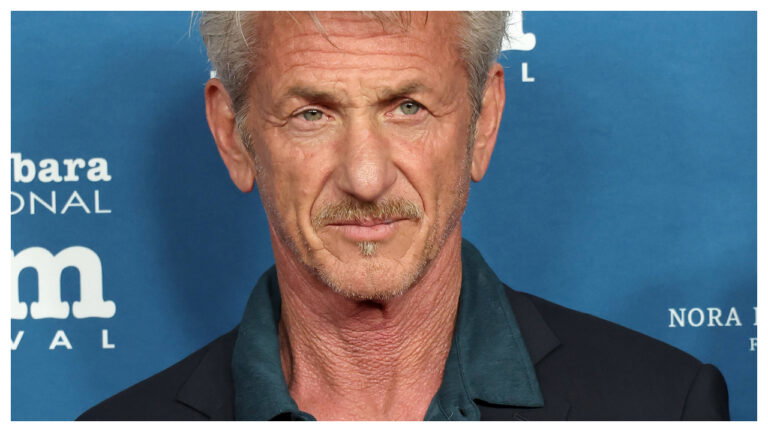 Sean Penn regisseert film over Capitoolbestorming met Bradley Cooper in ...