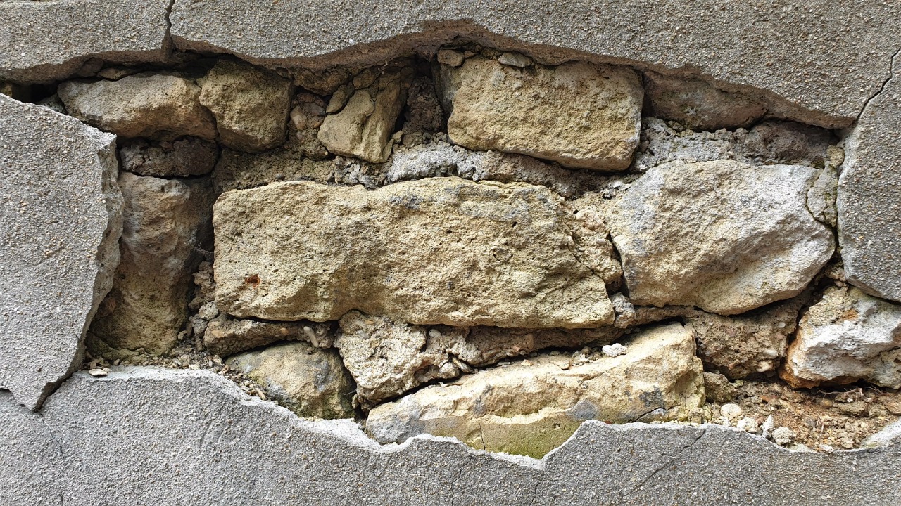 Roman concrete heals its own cracks, and scientists finally worked out how