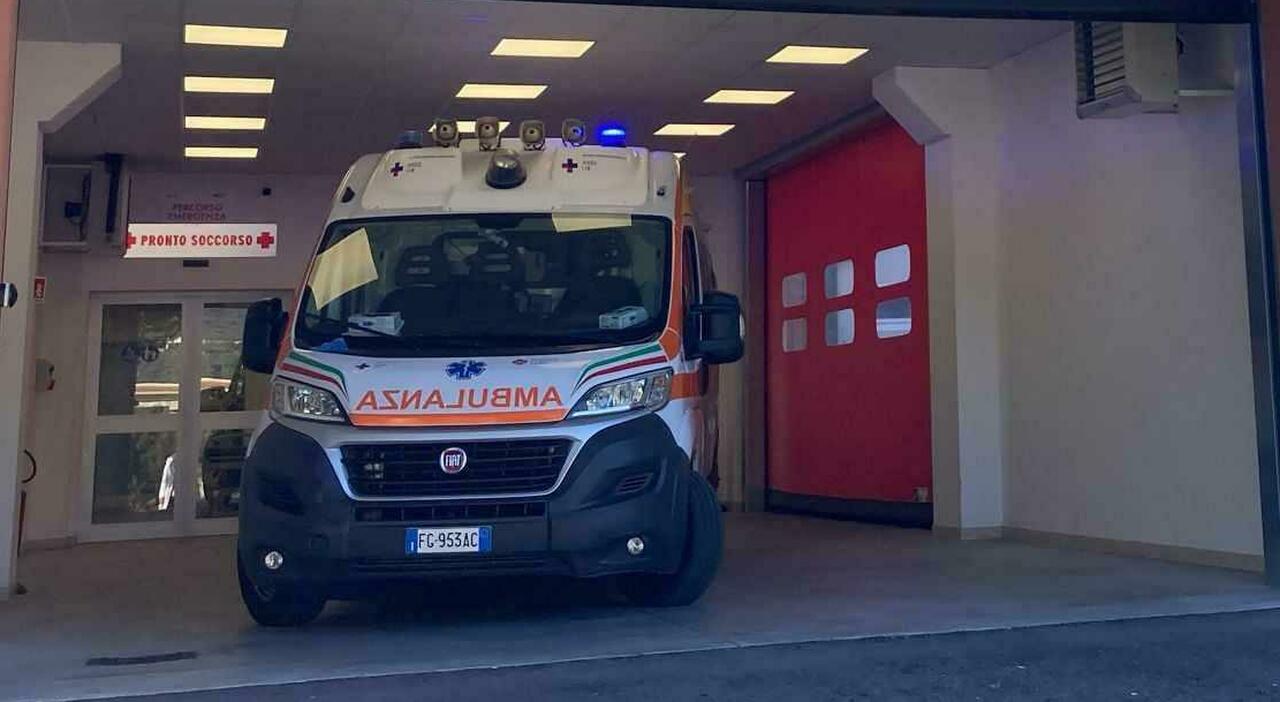 Auto in sorpasso travolge gruppo di ciclisti, donna di 41 anni muore ...