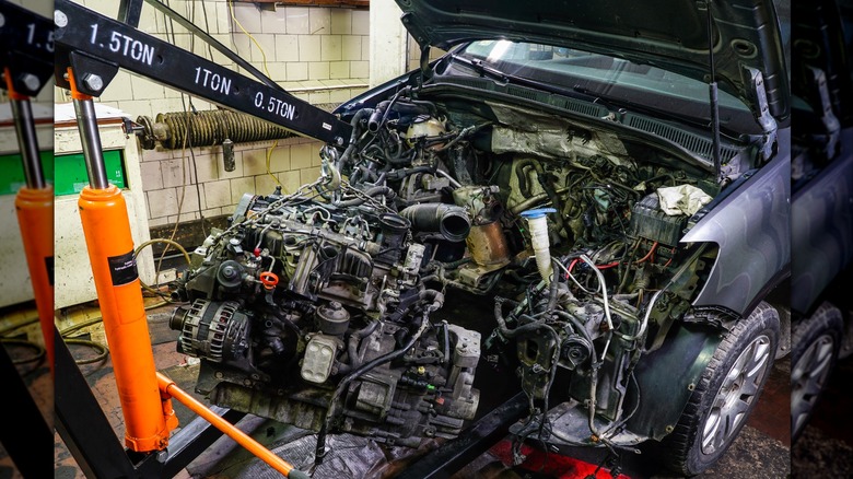 10 tools & supplies you'll need before starting an engine rebuild