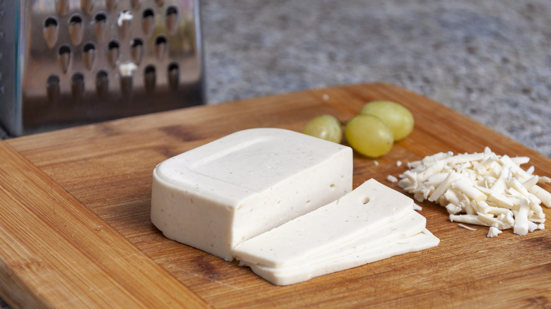 The dos and don'ts of using vegan cheese
