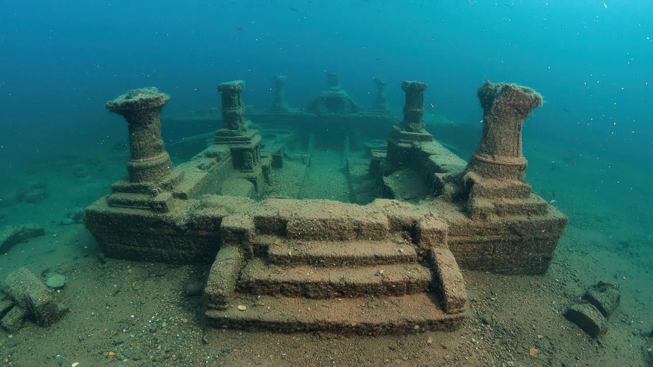 Underwater megaliths off France’s Sein Island may rewrite Europe’s ...