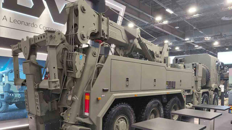 IDV unveils 48-ton 10×10 military truck with 680 hp engine