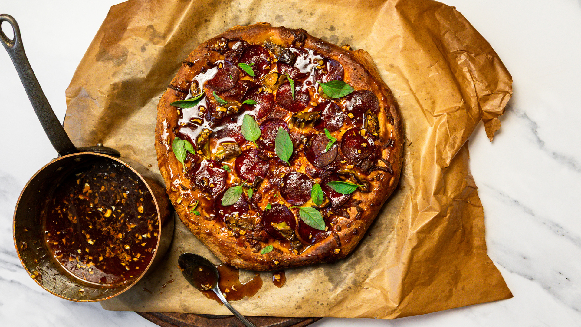 Hot honey pepperoni pizza recipe