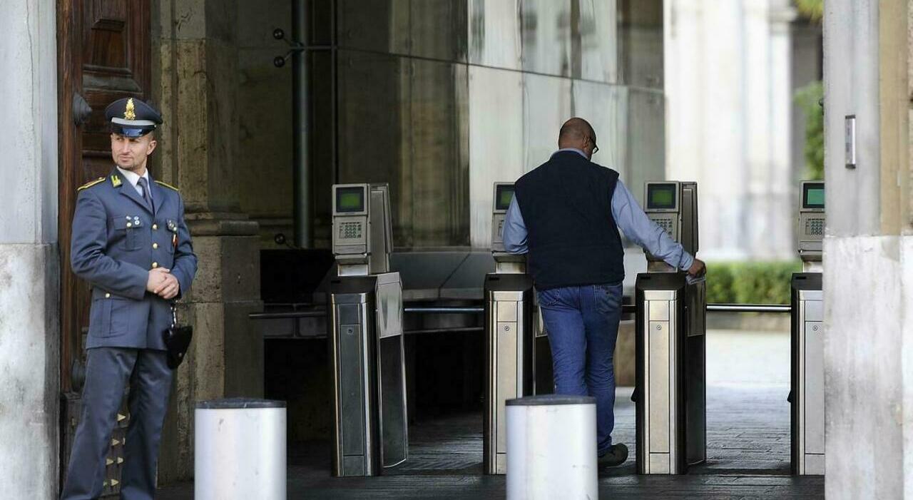 Lavoro domenicale negli enti locali: maggiorazione dello stipendio e ...