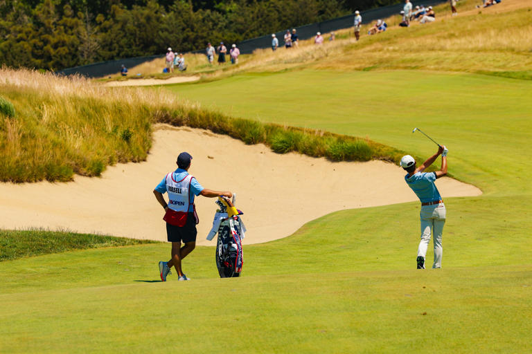Miles Russell caps US Open with 'pretty cool' Father's Day present