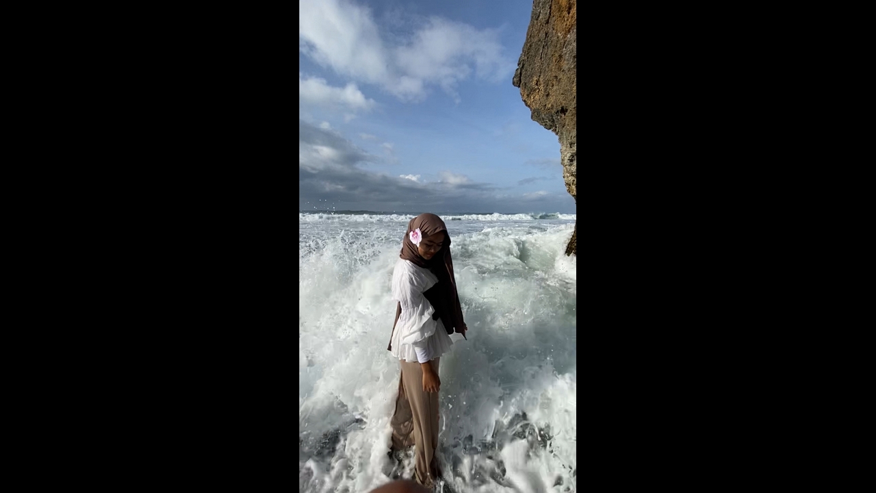 Teens washed away by wave during beach video!
