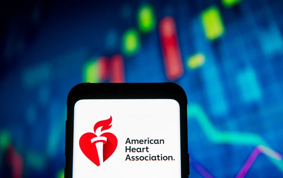 AHA highlights six daily habits to cut heart risk