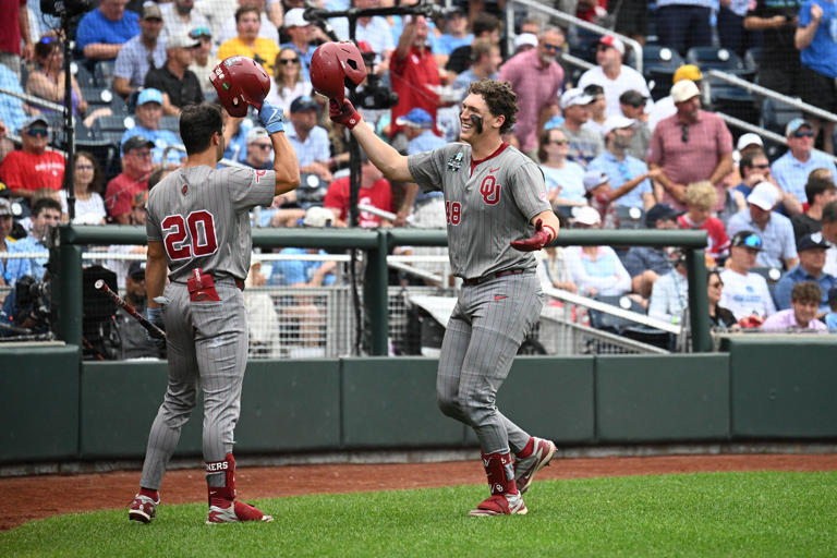 Live coverage of Oklahoma baseball vs. North Carolina in Game Two