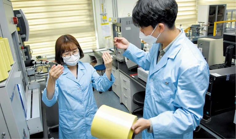 Kolon Group expands into advanced materials, renewable energy