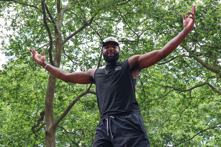 Mitchell Robinson 'very open' to re-signing with Knicks?